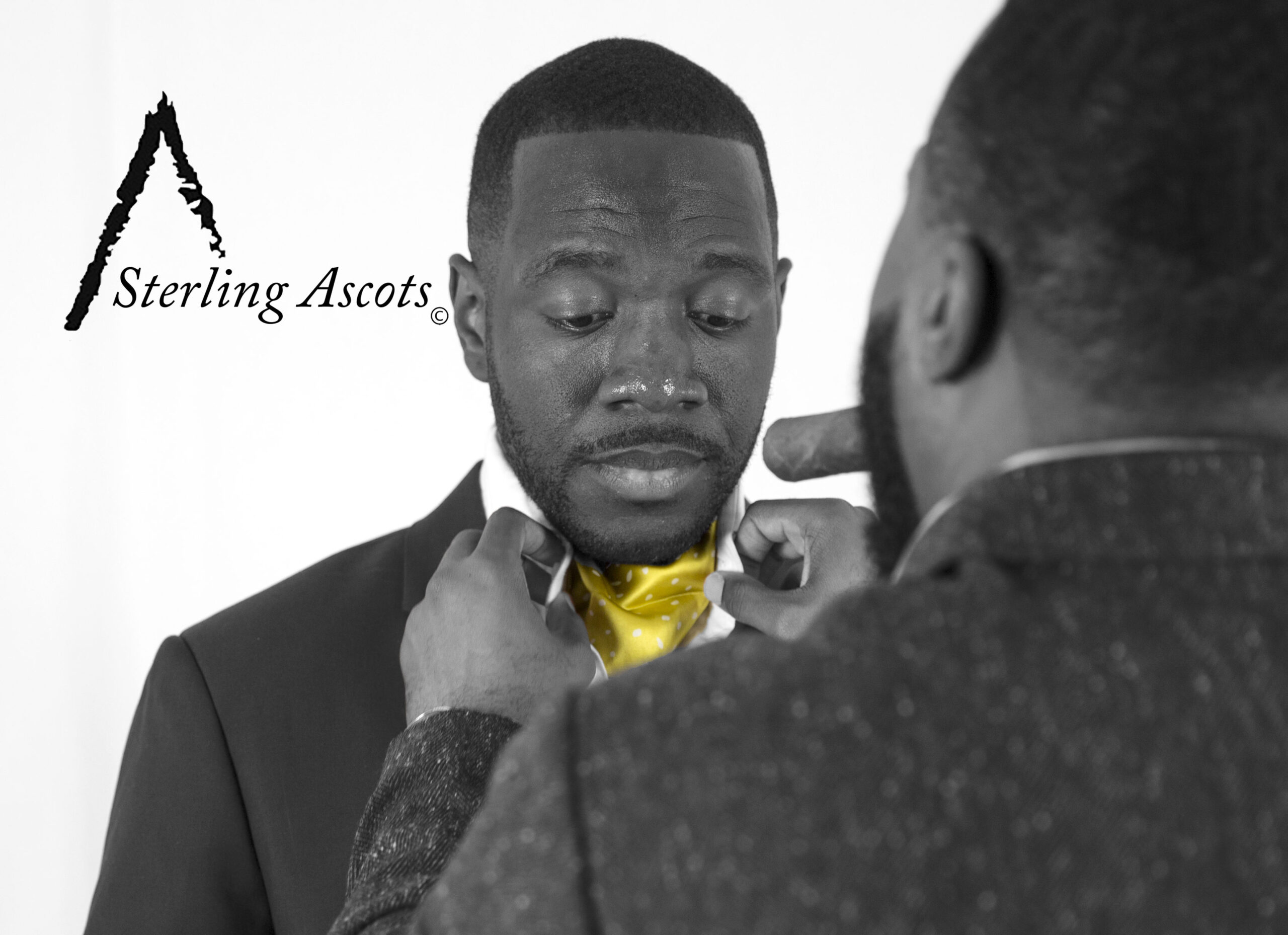 How to Tie an Ascot: The Best Way to Tie Silk Ascots